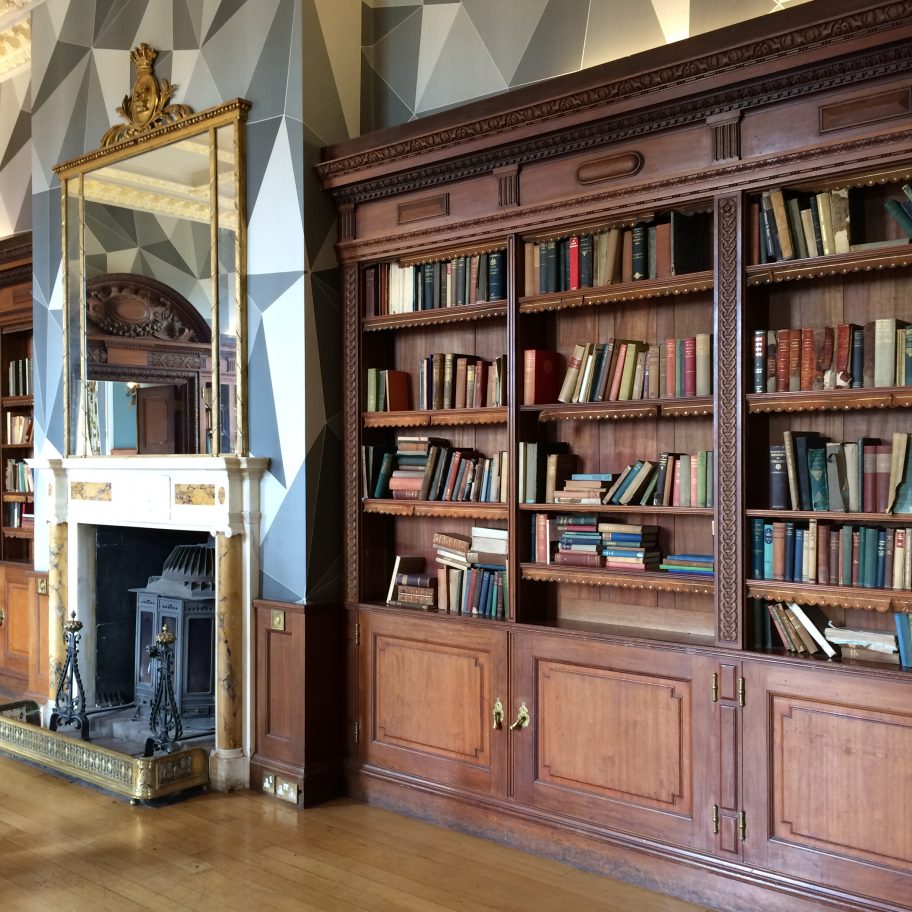 Wedding venue review: Eynsham Hall | Hanami Dream | Cotswolds copywriter